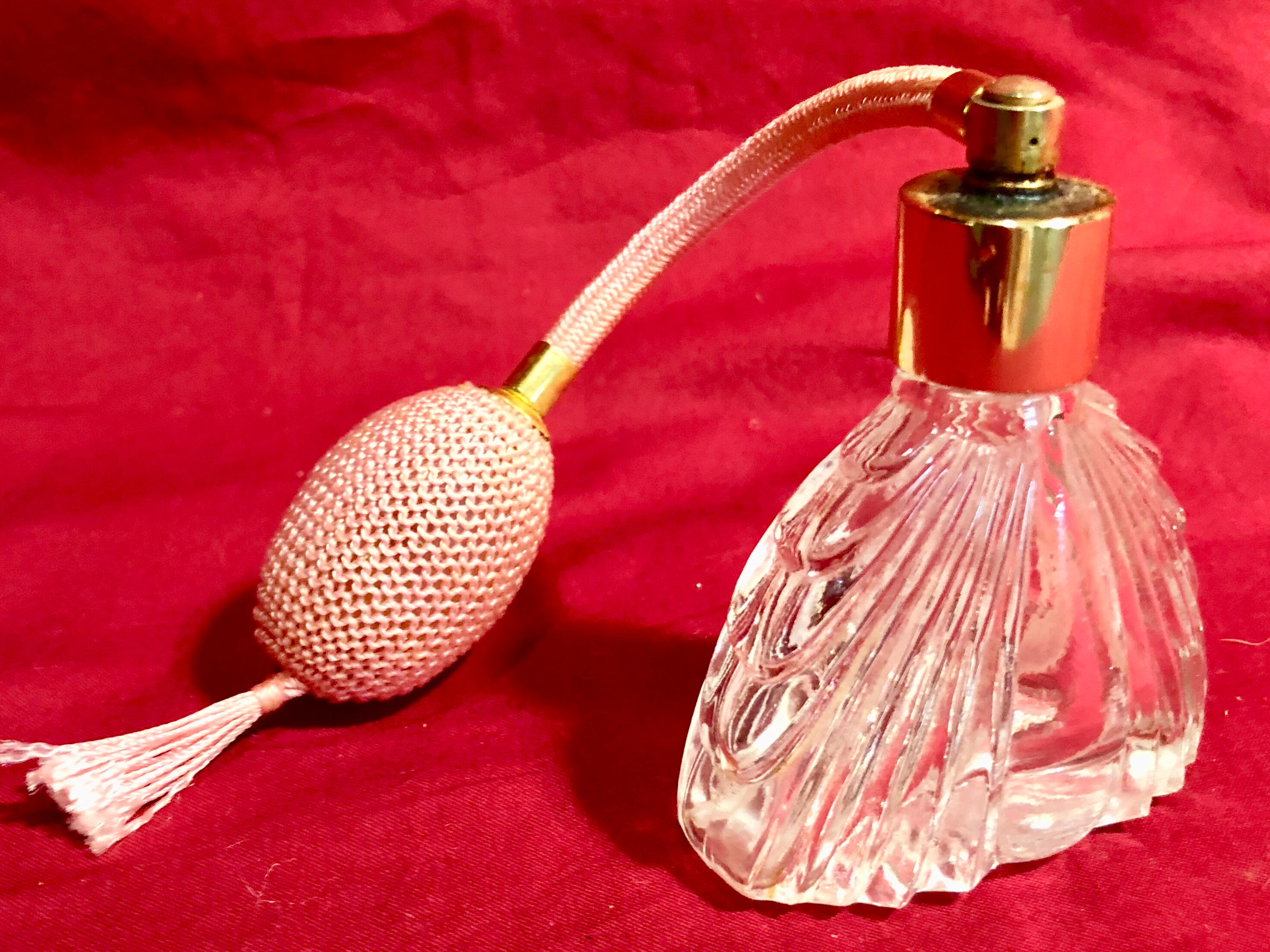 Vintage Clear Cut Glass Perfume Bottle With Pink Silk Atomizer Vintage Clear Cut Glass Perfume Bottle With Pink Silk Atomizer