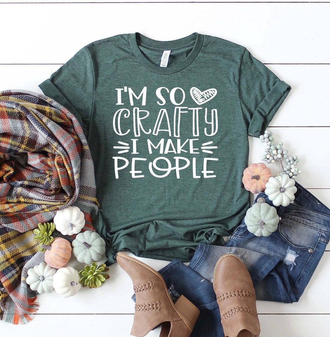 Creative Mom to Be Gift - I'm so Crafty Pregnancy Announcement Shirt ...