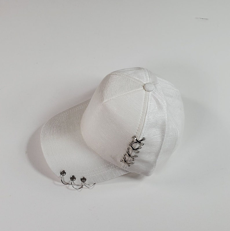 White Hop Sun Hat Distressed Plain Hoop Sports Hat Crossed Chain Ripped ...