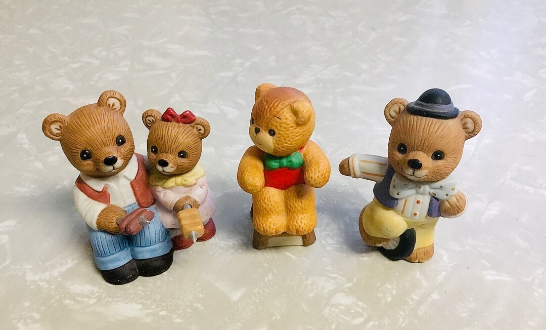 Vintage Three Tiny Bear Figurines - Etsy