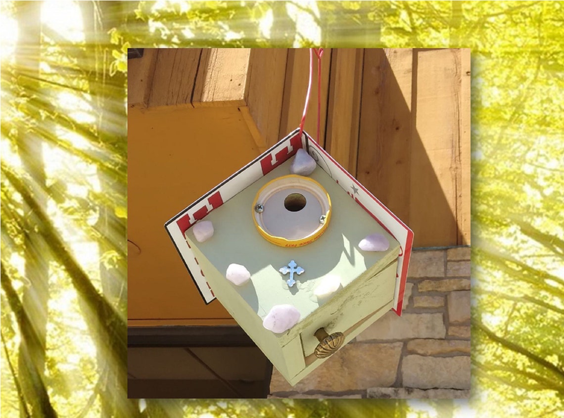 Upcycled Barn Wood Birdhouse, Serenity Wren Finch House - Etsy