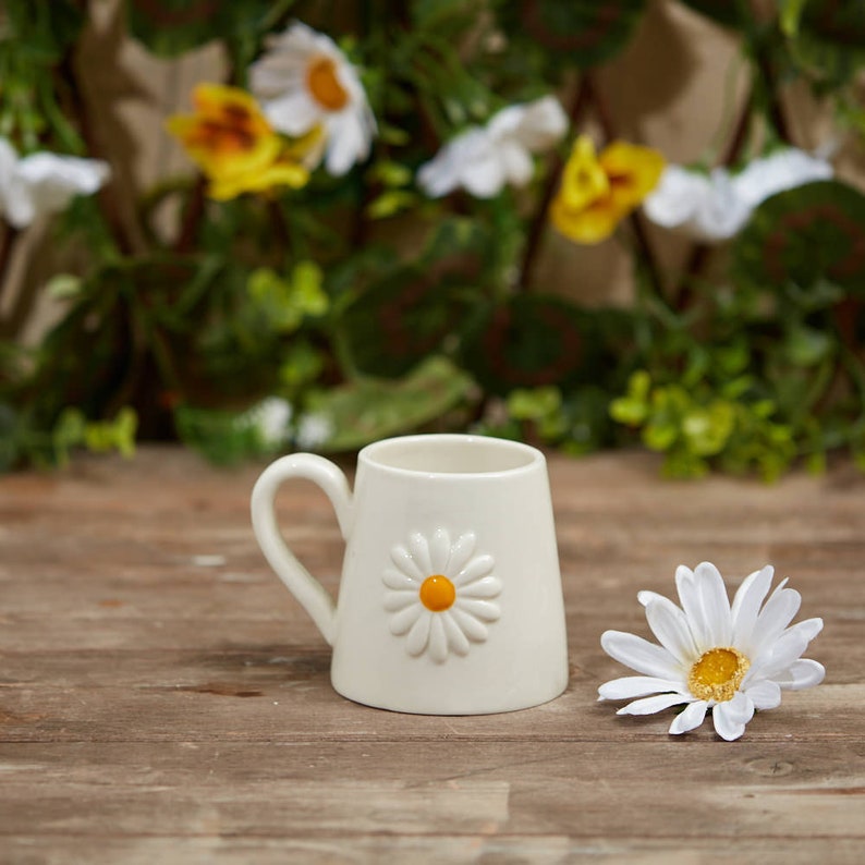 Daisy 3D Embossed Mug - Etsy