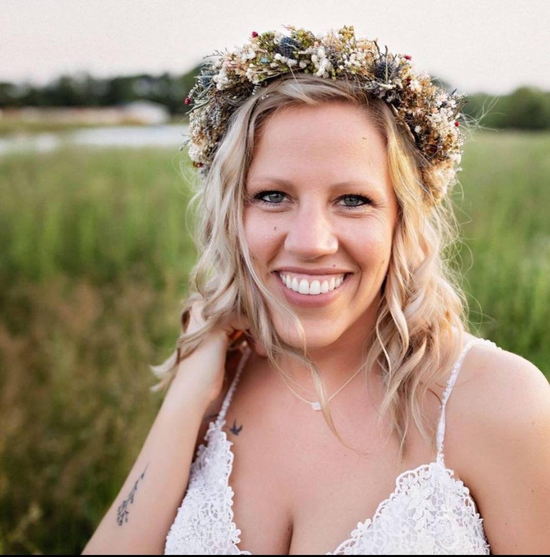 Thistle & Baby's Breath Flower Crown: Bohemian Dried Floral Halo - Etsy