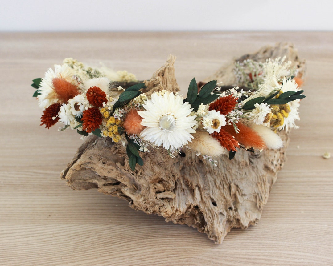 Neutral Rust Meadow Dried Flowers Crown With Dark Green Preserved Leaves - Etsy