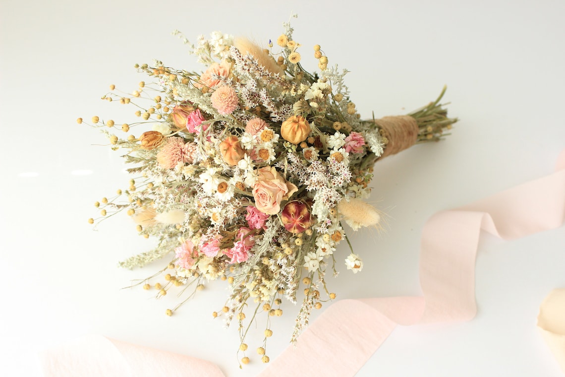 Pink Dream Peach Dried Flowers Bouquet / Preserved Daisy Rose - Etsy Canada