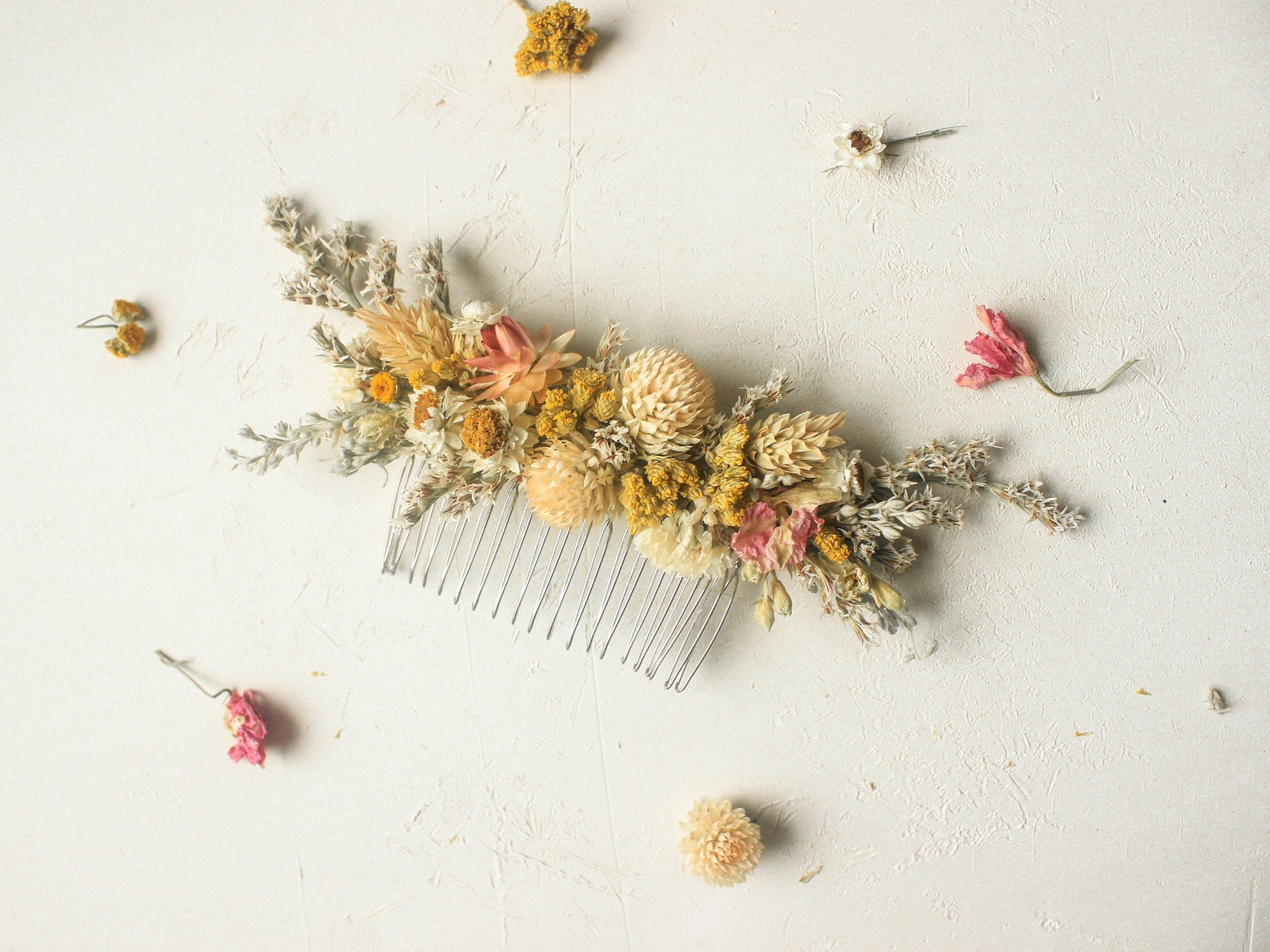 Wild Flowers Hair Comb / Dry Flowers Comb / Natural Blush Comb - Etsy