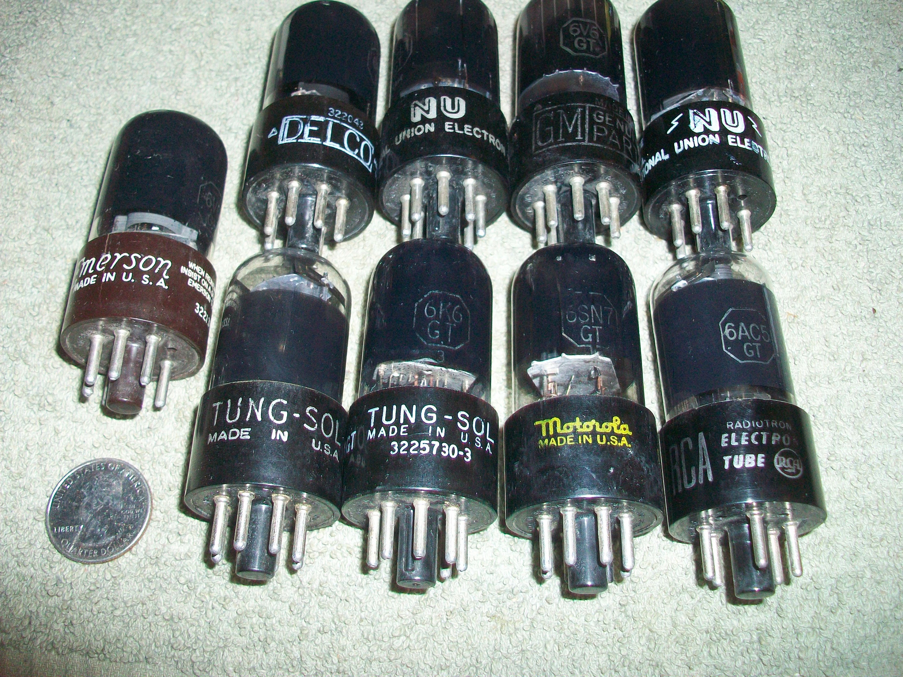 Lot of 10 9 pin vacuum tubes for steampunk projects or arts and crafts ...