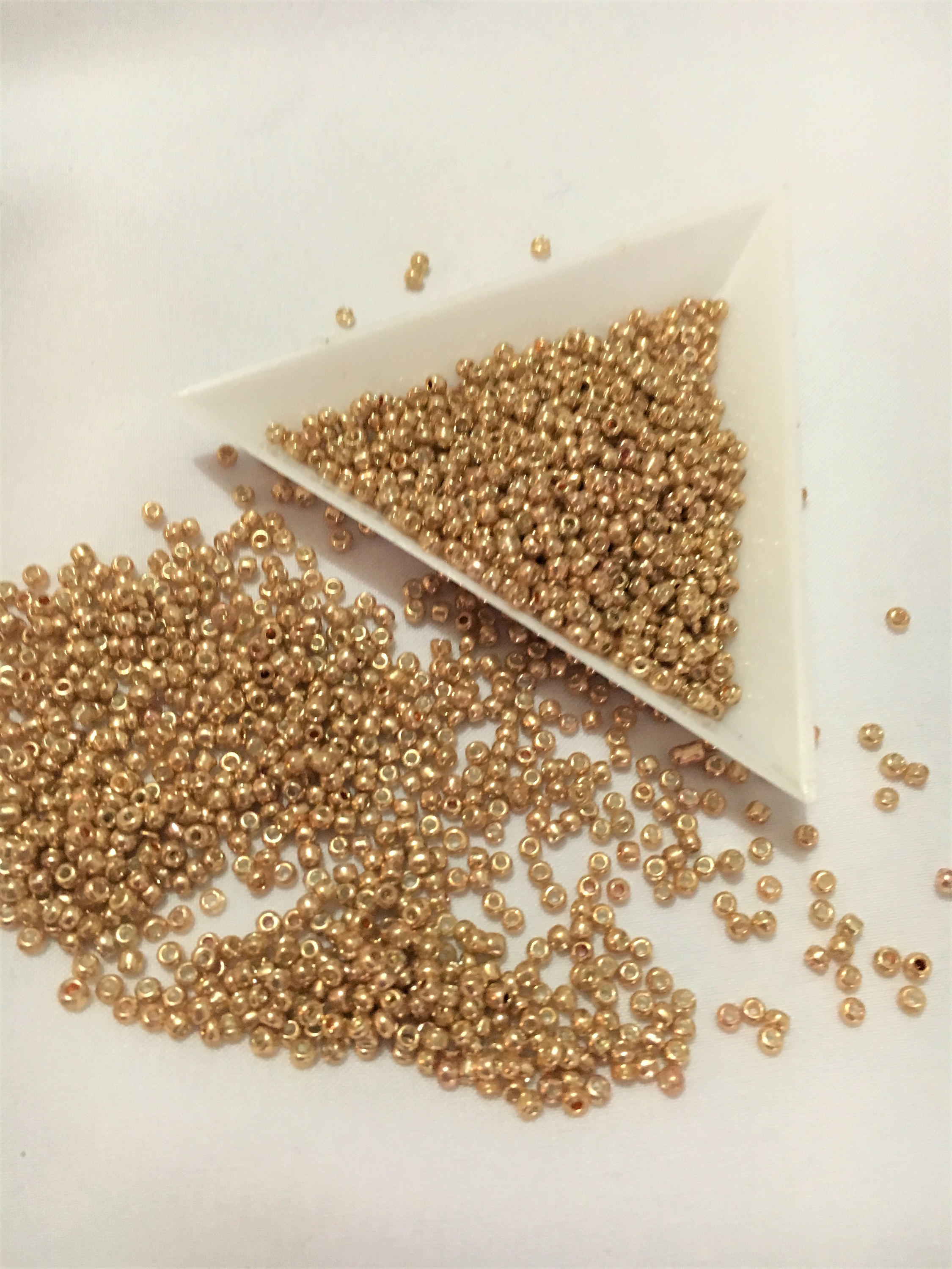 Seed Beads, Size 11/0, 20g or 50g Pack Seed Beads, Various Colours - Etsy