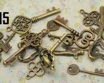 Assorted Mix of Wire Shape Charms 10grams K210