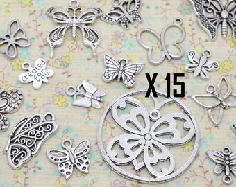 Assorted Mix of Wire Shape Charms 10grams K210