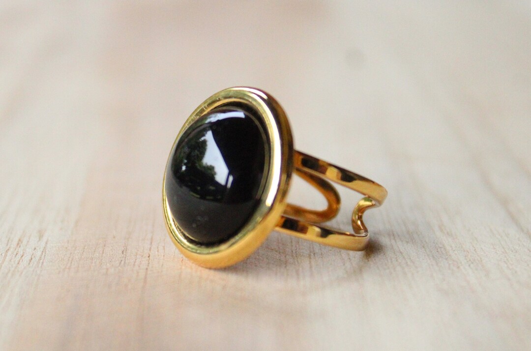 Large Round Black Ring Black Onyx or Ivory Mother-of-pearl Adjustable ...