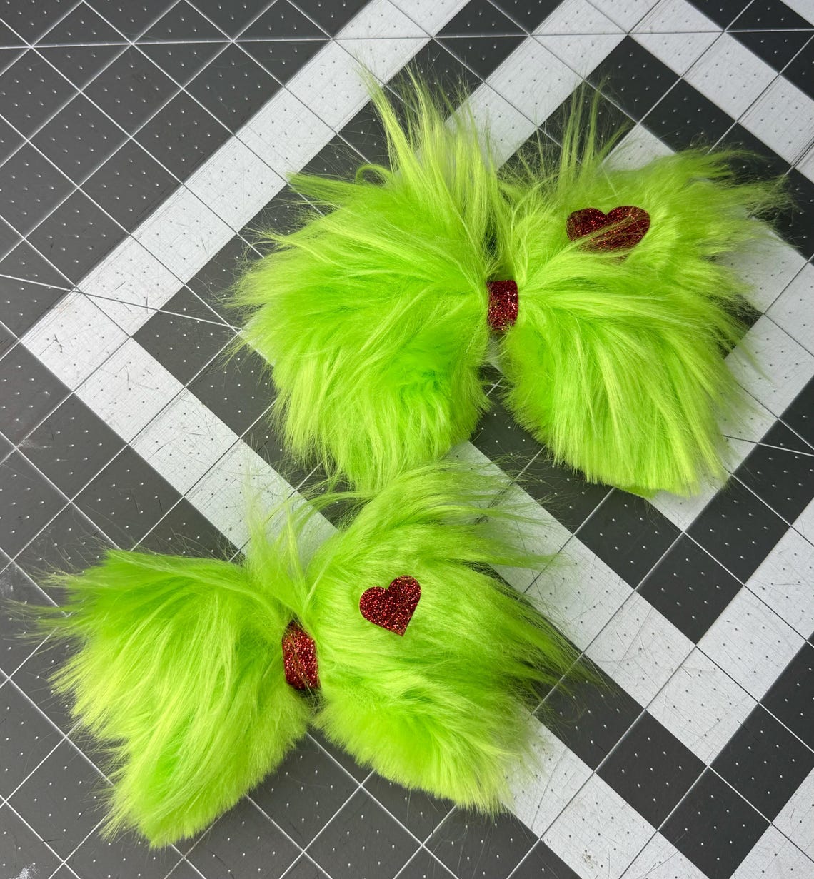 Grinch Hair Bow/fluffy Green Bow - Etsy