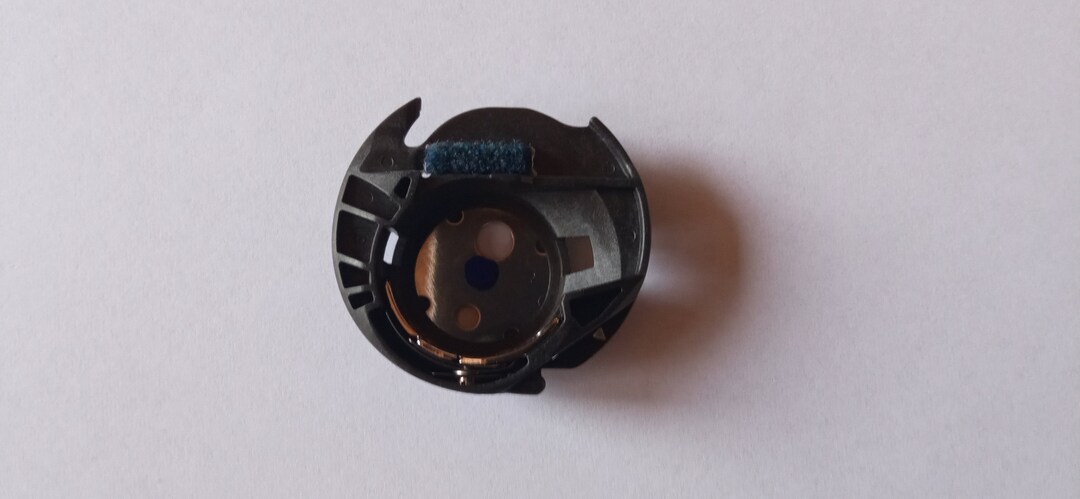 Bobbin Case for Brother 1500D and 4000D Sewing and Embroidery Machines ...