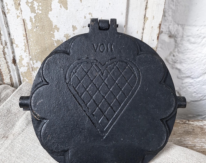 Antique Heart-shaped Waffle Iron, Voss, Cast Iron, Brocante, Rustic ...