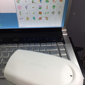 Husqvarna Viking USB Embroidery Designs Reader/writer for 512kb Cards ...