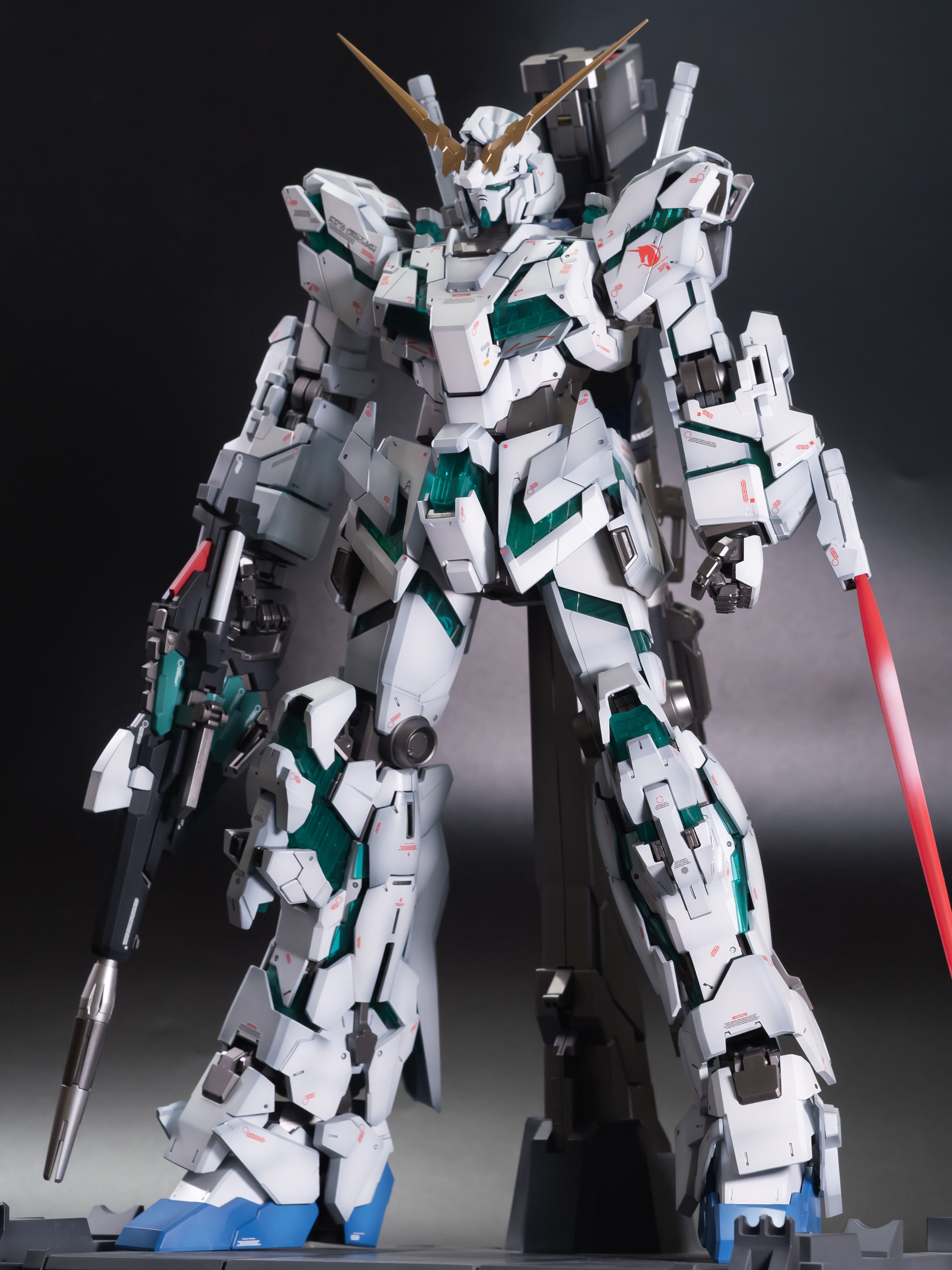 Painted Premium Bandai (limited Edition) PG 1/60 Painted Premium Bandai (limited Edition) PG 1/60