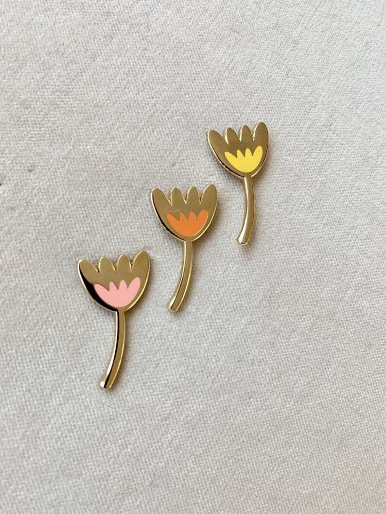 Small Pink Flower Enamel Pin // Hard Enamel Pin Floral Pin | Etsy