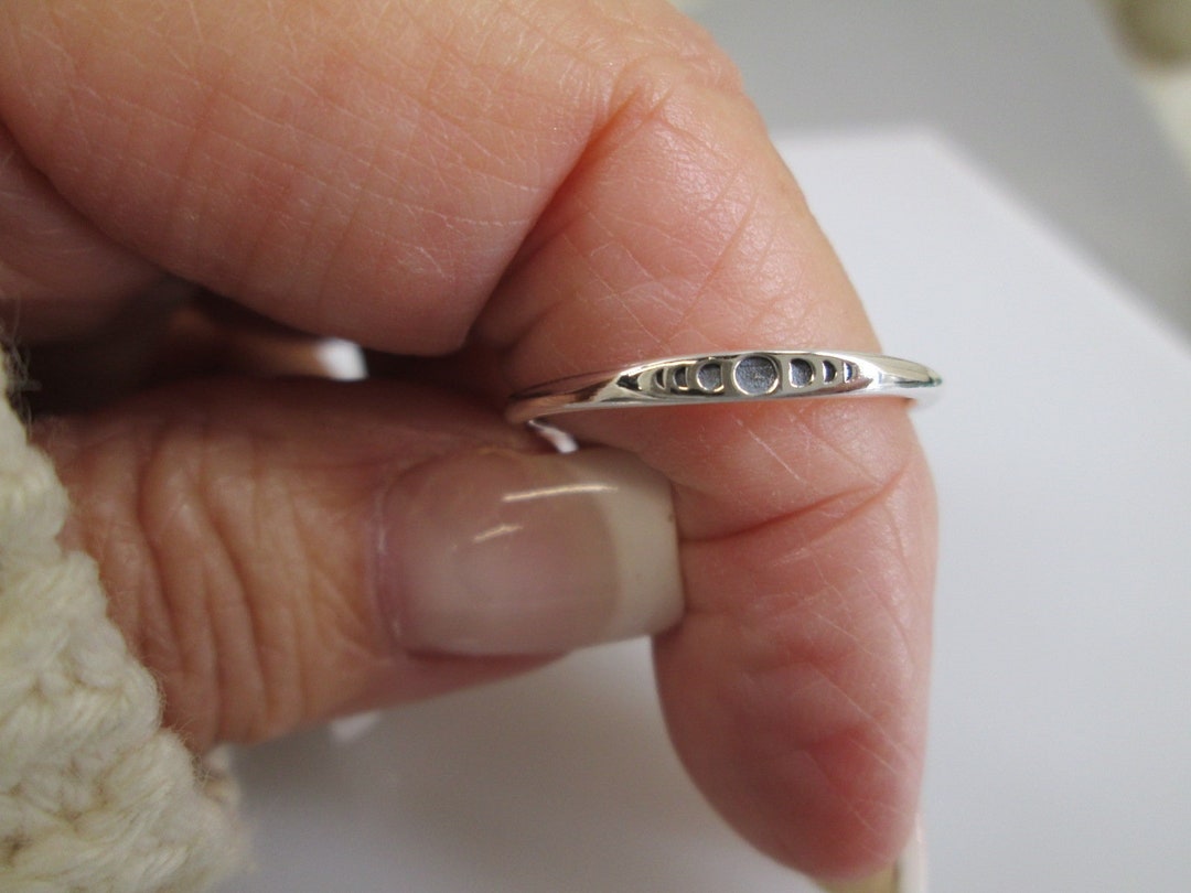 Dainty Sterling Silver Moon Phase Ring,925 Celestial Ring,thumb Ring ...