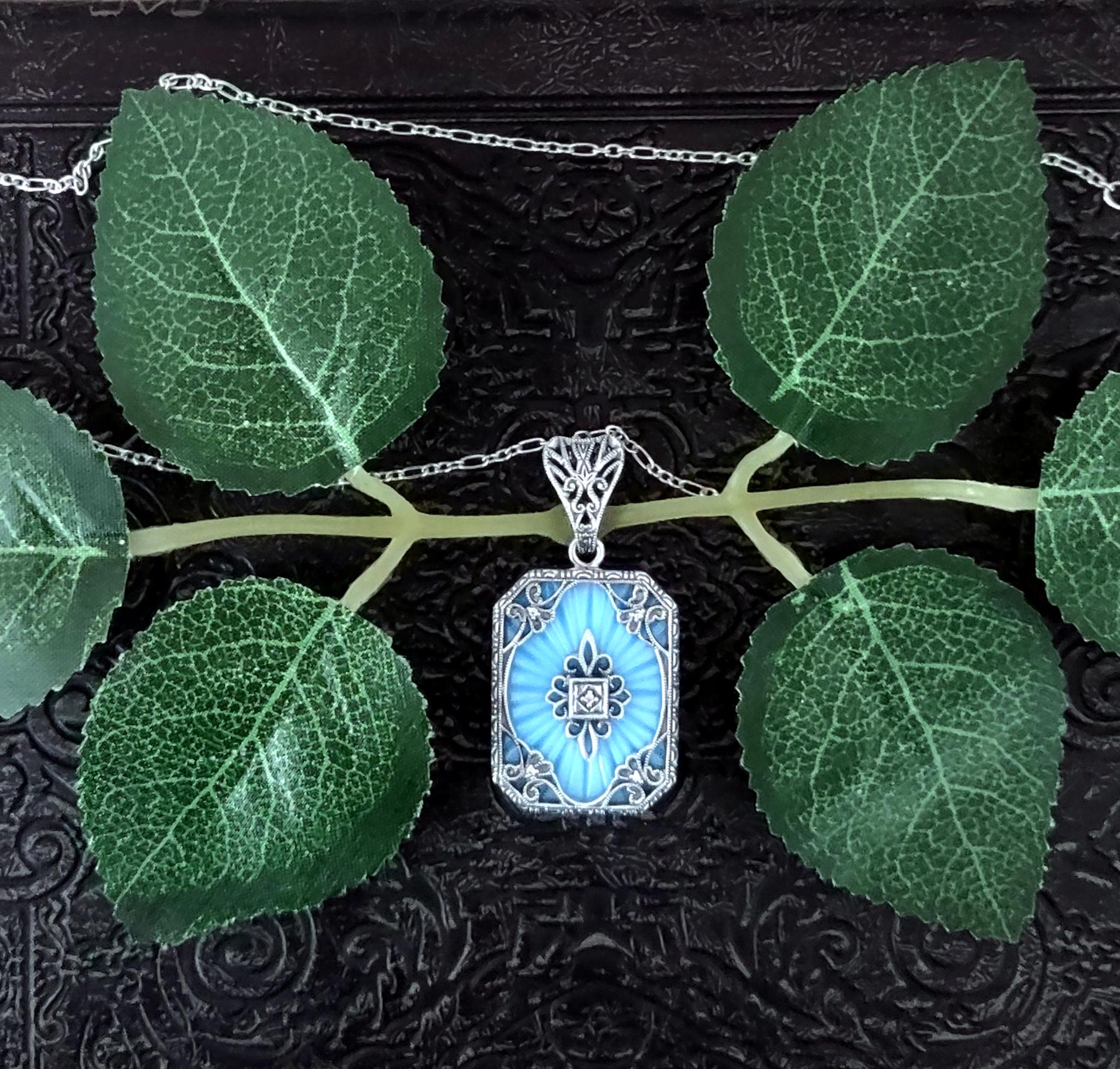 Art Deco Style Turquoise Camphor Glass With Sunray Pattern and 18 ...