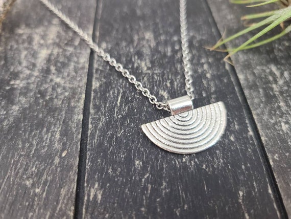 Semi circle pendant necklace store