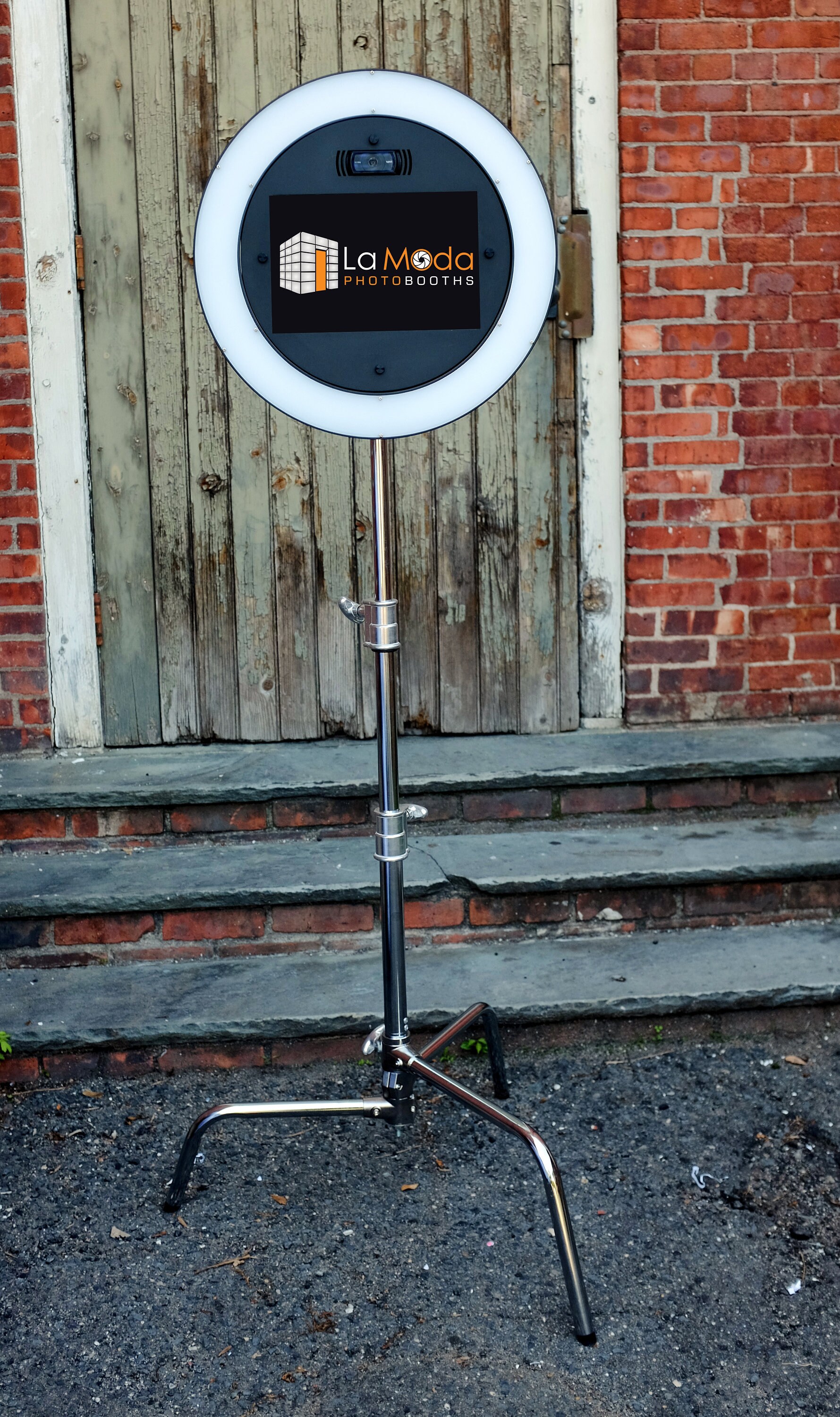 Web Cam Photo Booth Modern, Sleek, Versatile #1 Highest Quality Booth ...