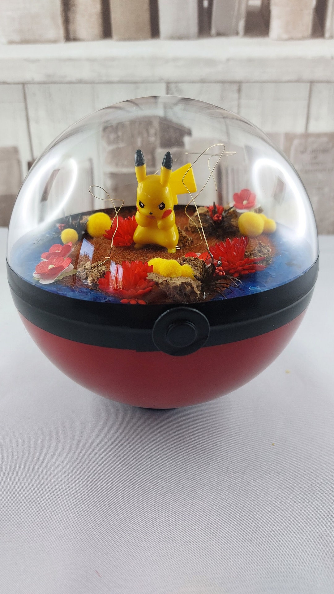 Pokeball Diorama Decorative Terrarium Pokemon Pikachu Handmade Ethistia ...