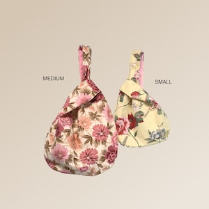 Knot Bag -pretty Retro Floral Print Purse or Project Bag - Etsy