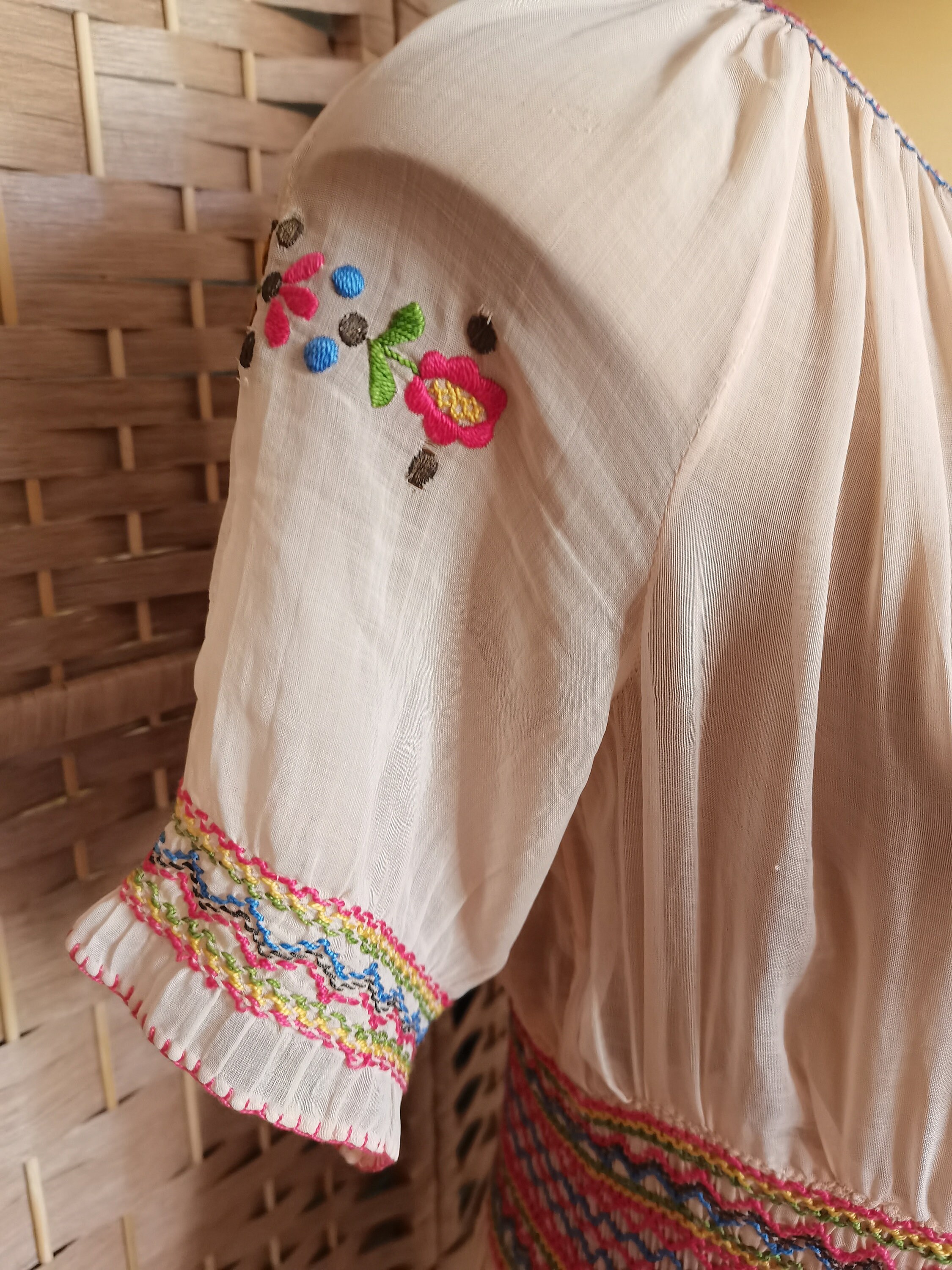Vintage Antique 1920s 1930s Cotton Sheer Hungarian Folk Vintage Antique 1920s 1930s Cotton Sheer Hungarian Folk