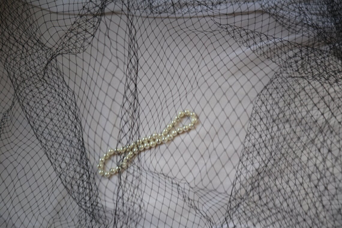 Black or White Diamond Mesh Netting Fabric by the Yard Very - Etsy