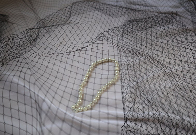 Black or White Diamond Mesh Netting Fabric by the Yard Very - Etsy