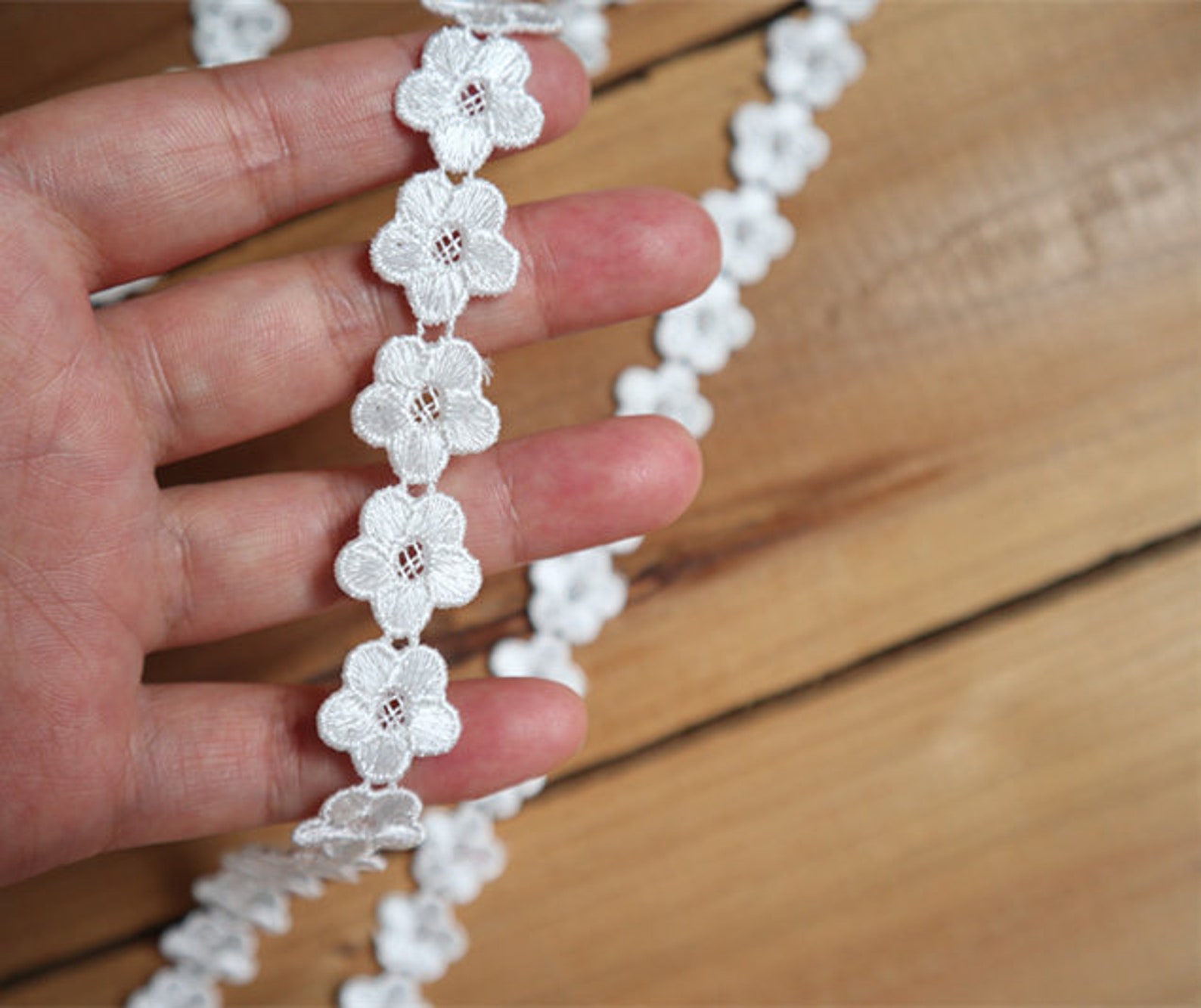 Off White Daisy Lace Trim by the Yard Vintage Guipure Lace - Etsy