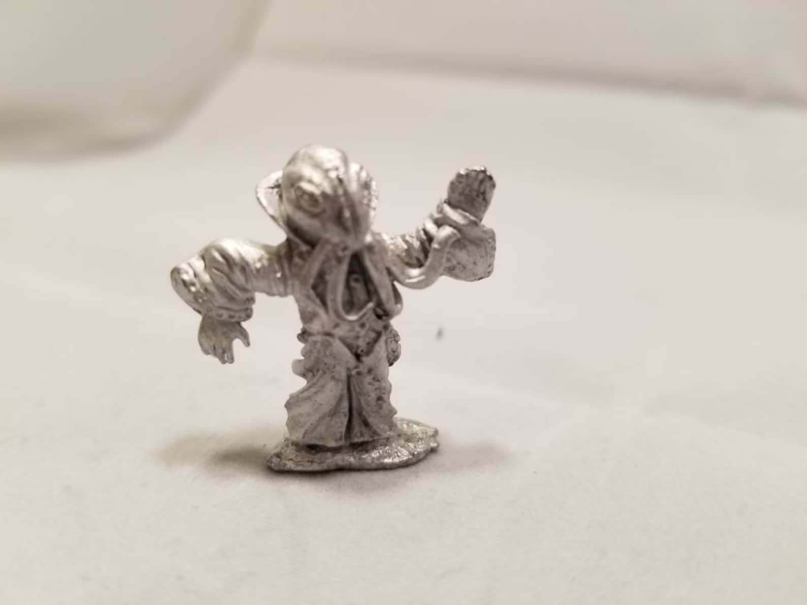 Stranger Things Mind Flayer Shadow Monster Miniature Figurine Dungeons ...