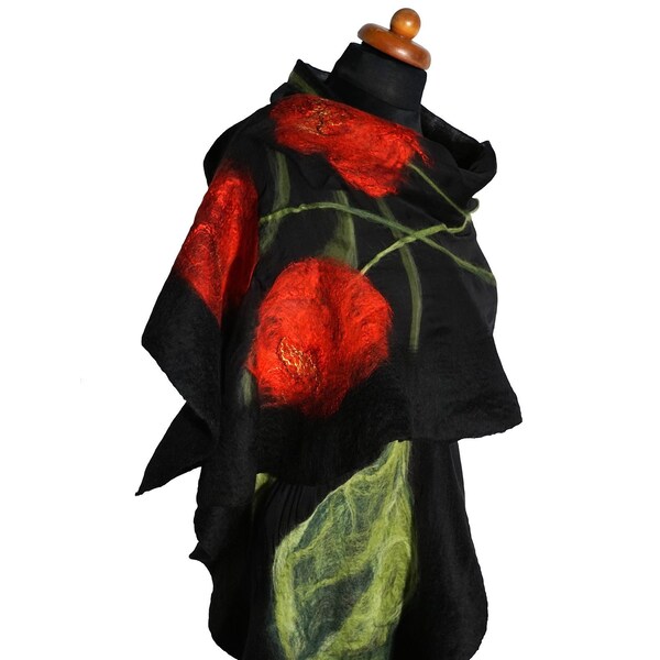 Red and Green Felt Necklace, Felt Necklace With Duble Flower, Lariat ...