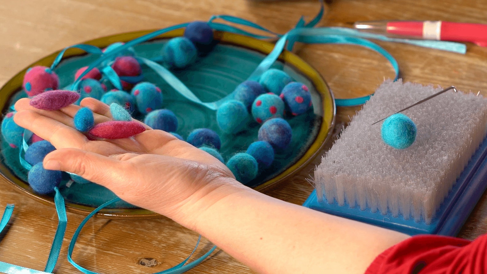 Video Tutorial Bundlewet Felting and Needle Felting Basics - Etsy