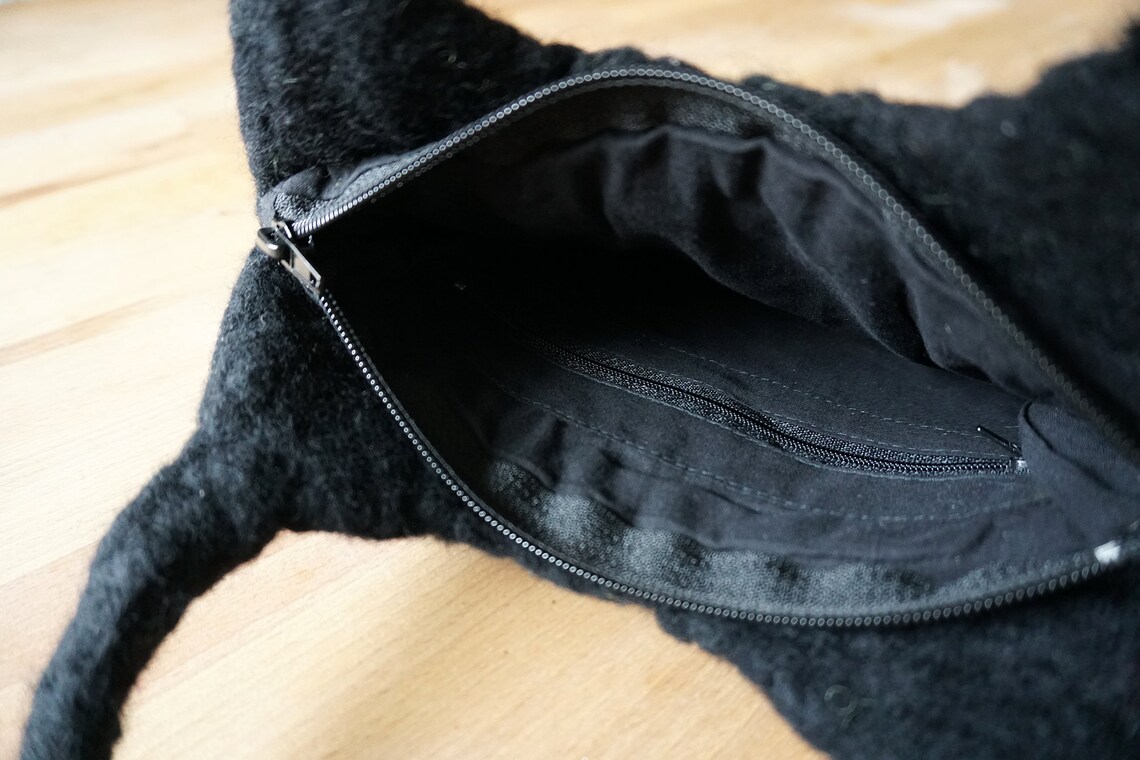 Small Felt Hand Bag Felted Bag With a 3D Rose Flower - Etsy