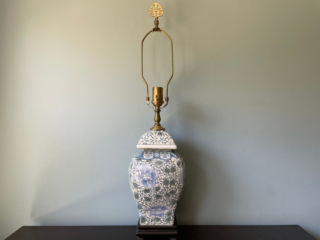 Vintage Oriental Design Lamp Chinese Style Lamp Painted Lamp Floral ...