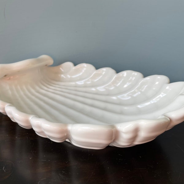 Pottery Shell Bowl - Etsy