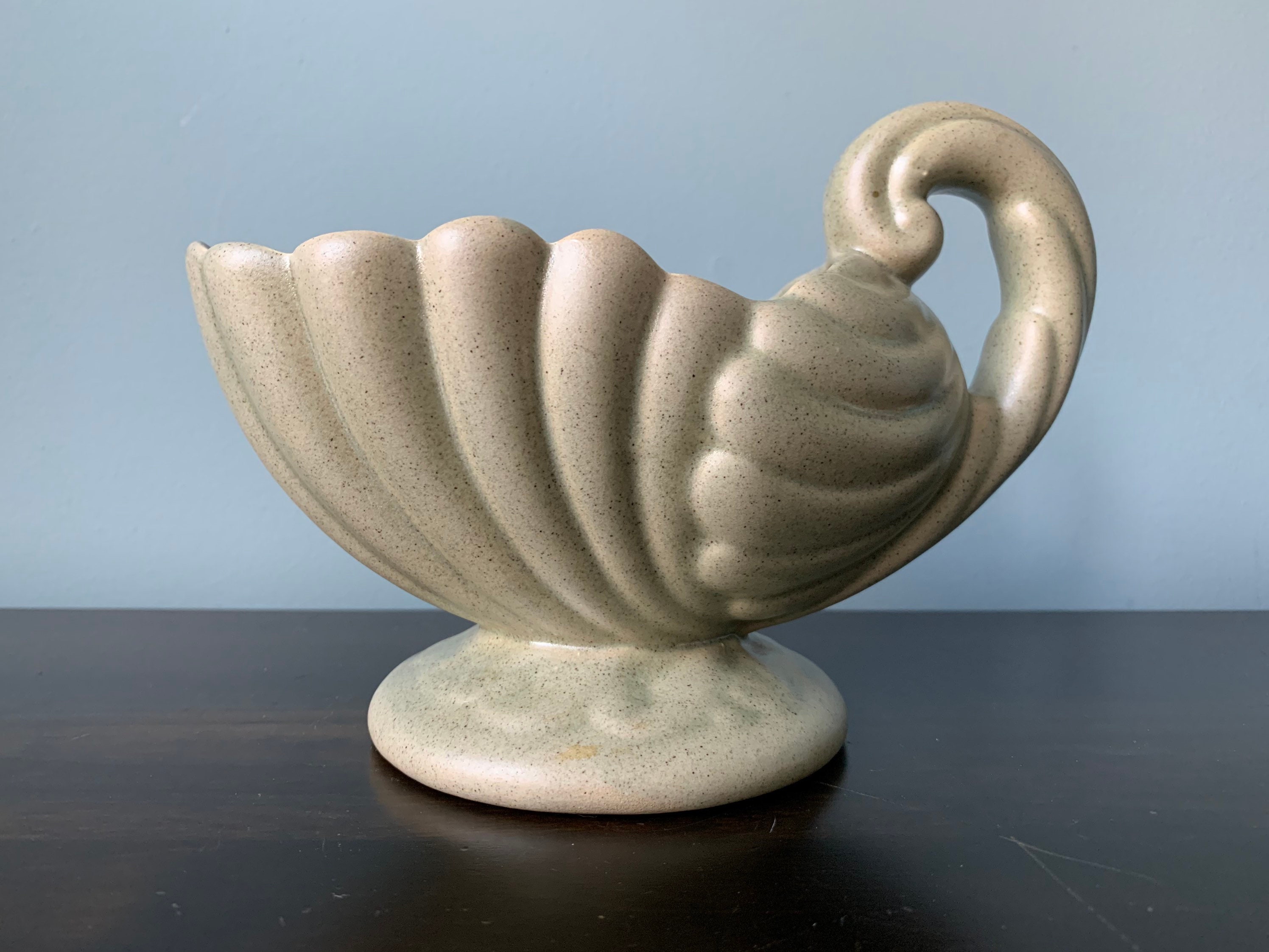 Vintage Cornucopia Shell Planter by Haeger Ceramic Pottery - Etsy