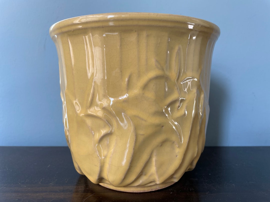 Vintage Mccoy Pottery Planter Mccoy Lily Planter Round Yellow Flower ...