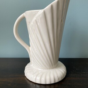 Vintage Pottery Pitcher Vase Art Deco Shell Fan Pitcher - Etsy