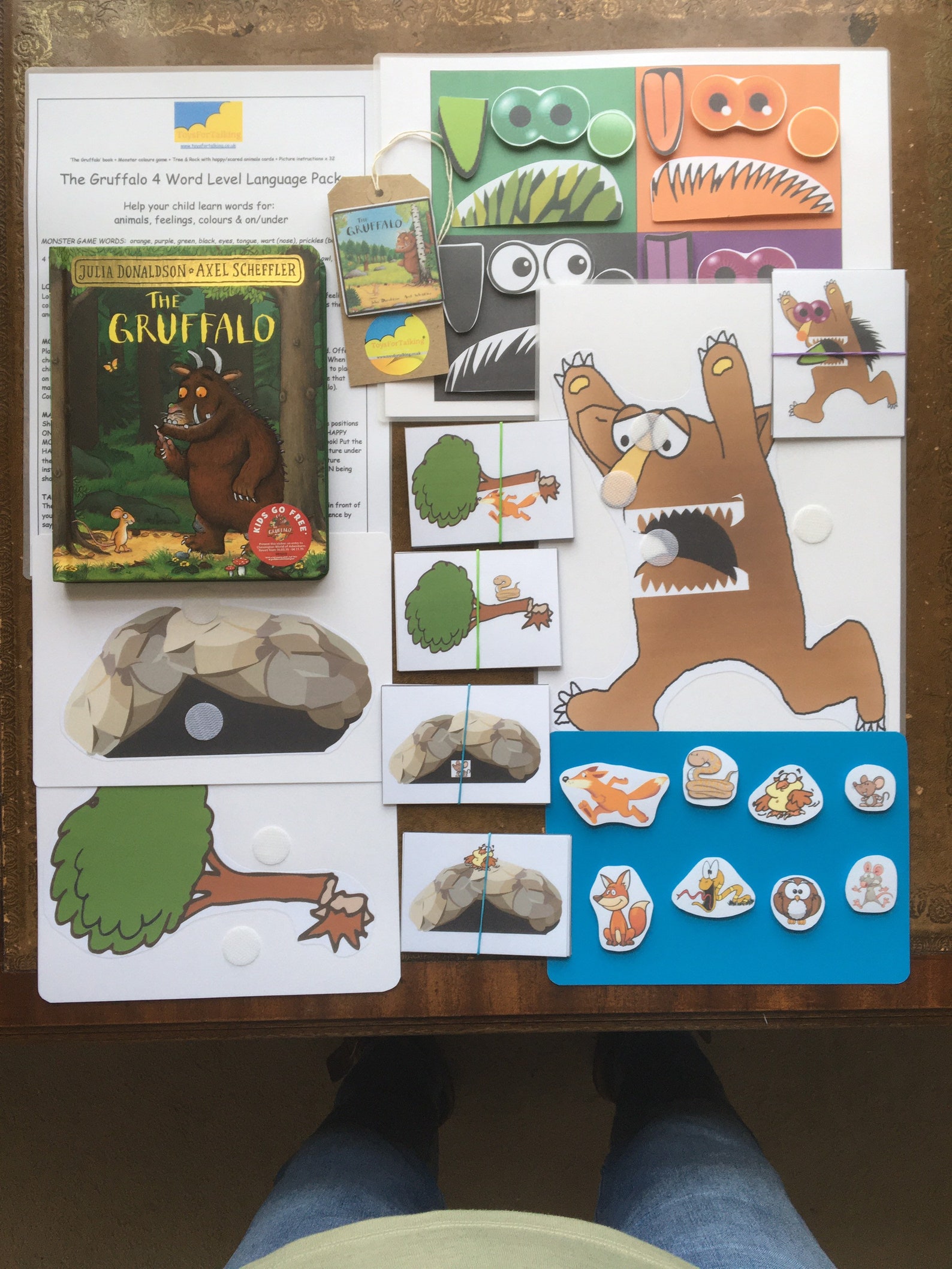 The Gruffalo Book 4 Word Level Pack: Feelings, Colours, on and Under - Etsy