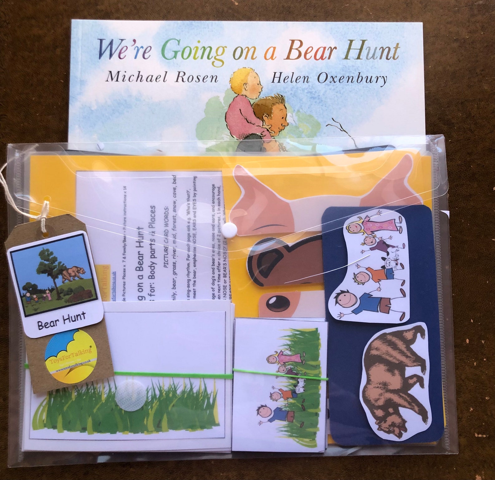 We're Going on a Bear Hunt 2 Word Level Pack With Paperback Book - Etsy