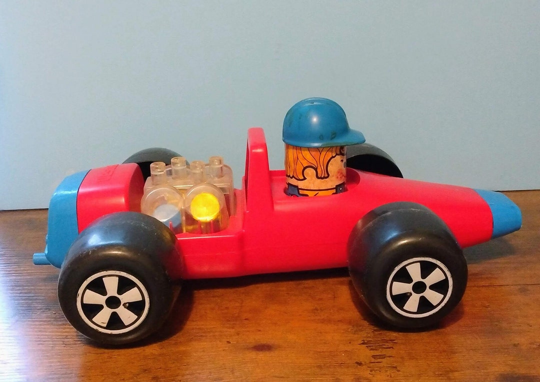 Rare Large Red Plastic Race Car With Movable Race Car Driver and Moving ...