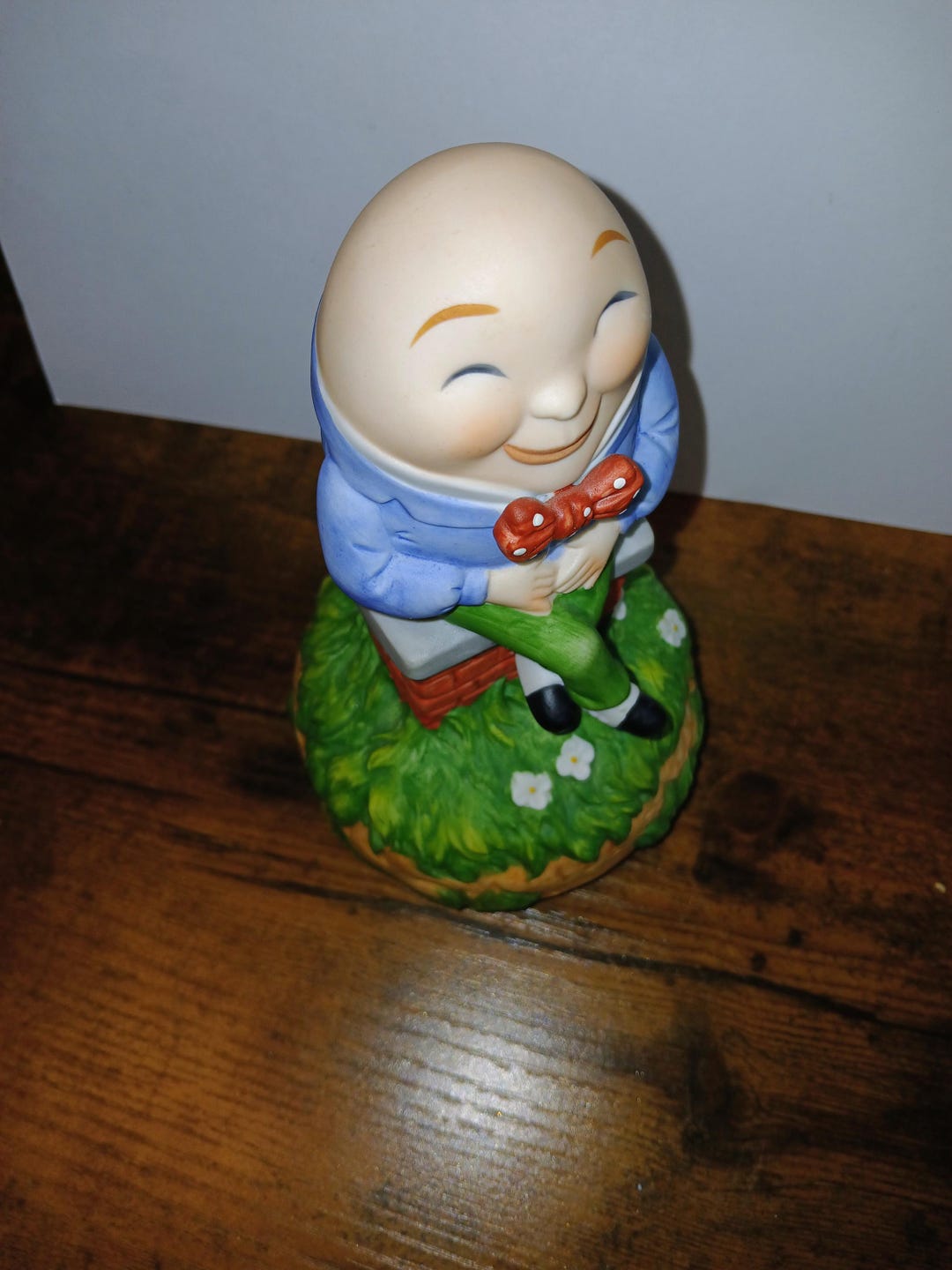 Hand Painted " Humpty Dumpty" Schmid Music Box Mother Goose Series Used ...