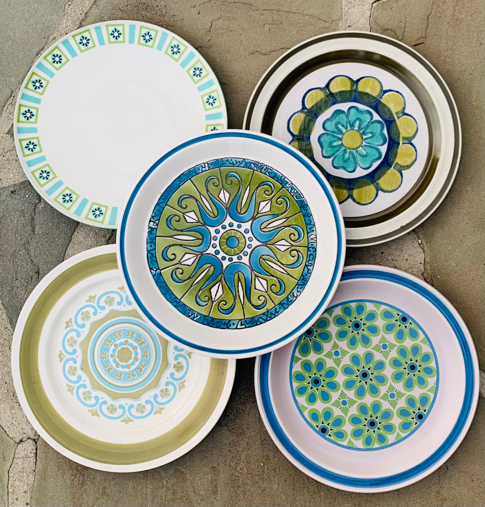 Mismatched Set of 5 Vintage Blue and Green Dinner Plates - Etsy