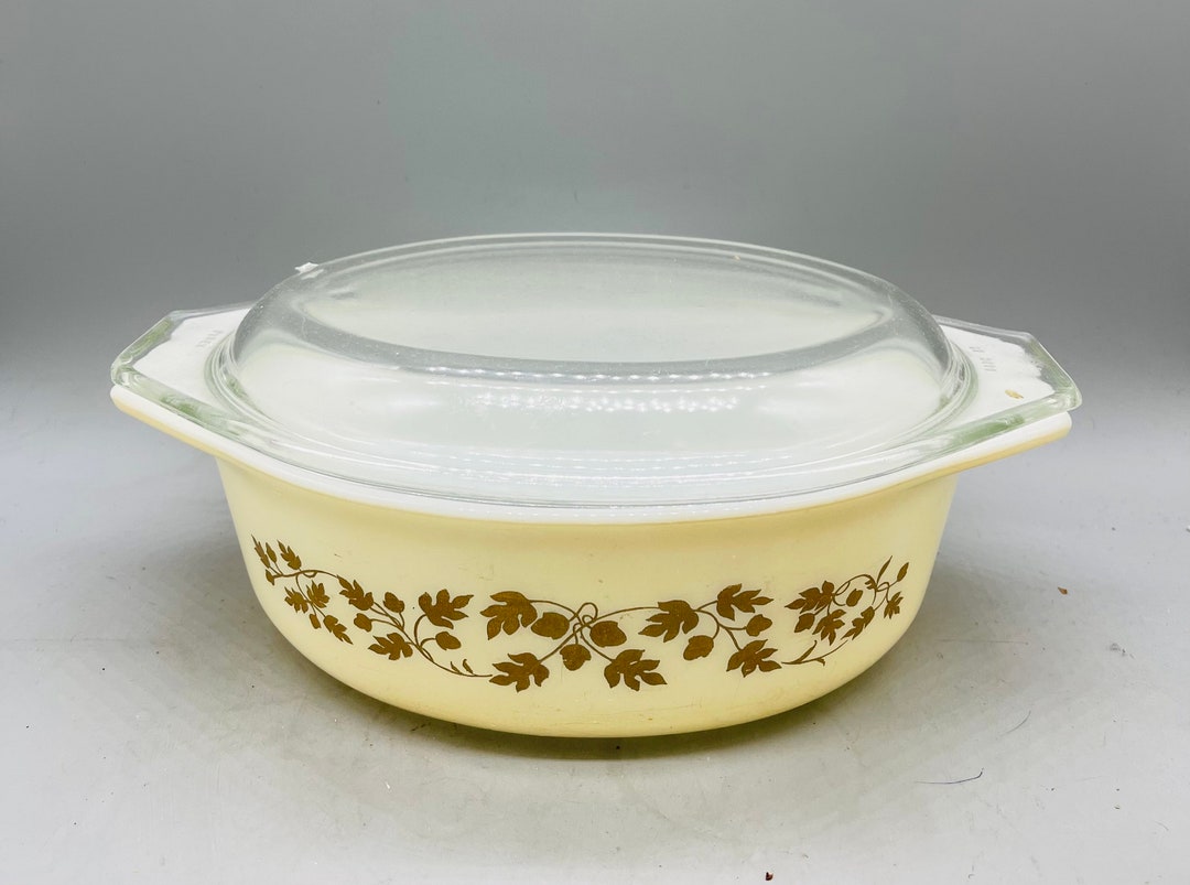 1960's Promo Pattern Pyrex Beige With Black Scroll, Golden Acorn and ...