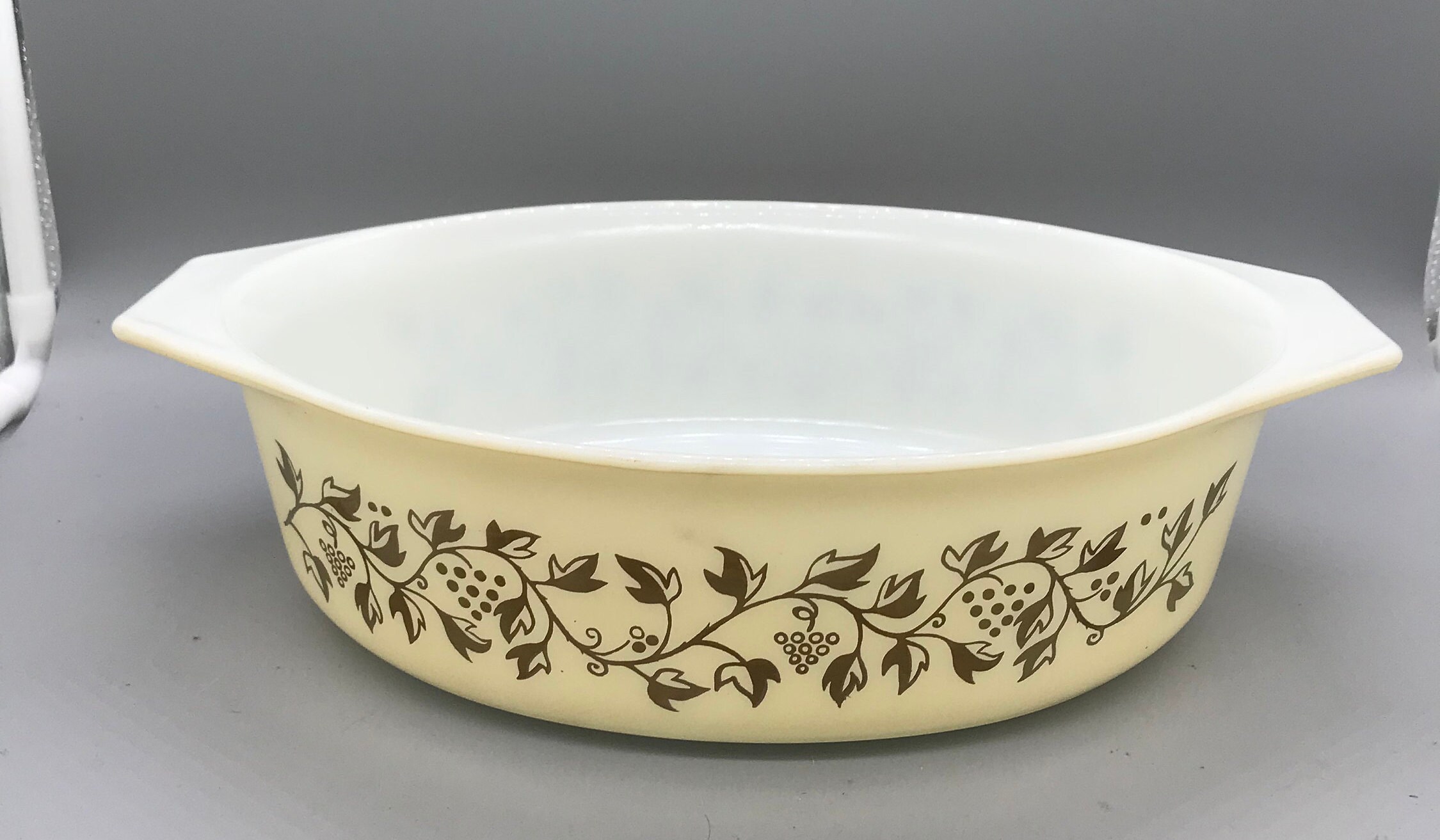 Pyrex 2.5 Qt Oval Casserole Dish Golden Boquet 1960's Promotional ...