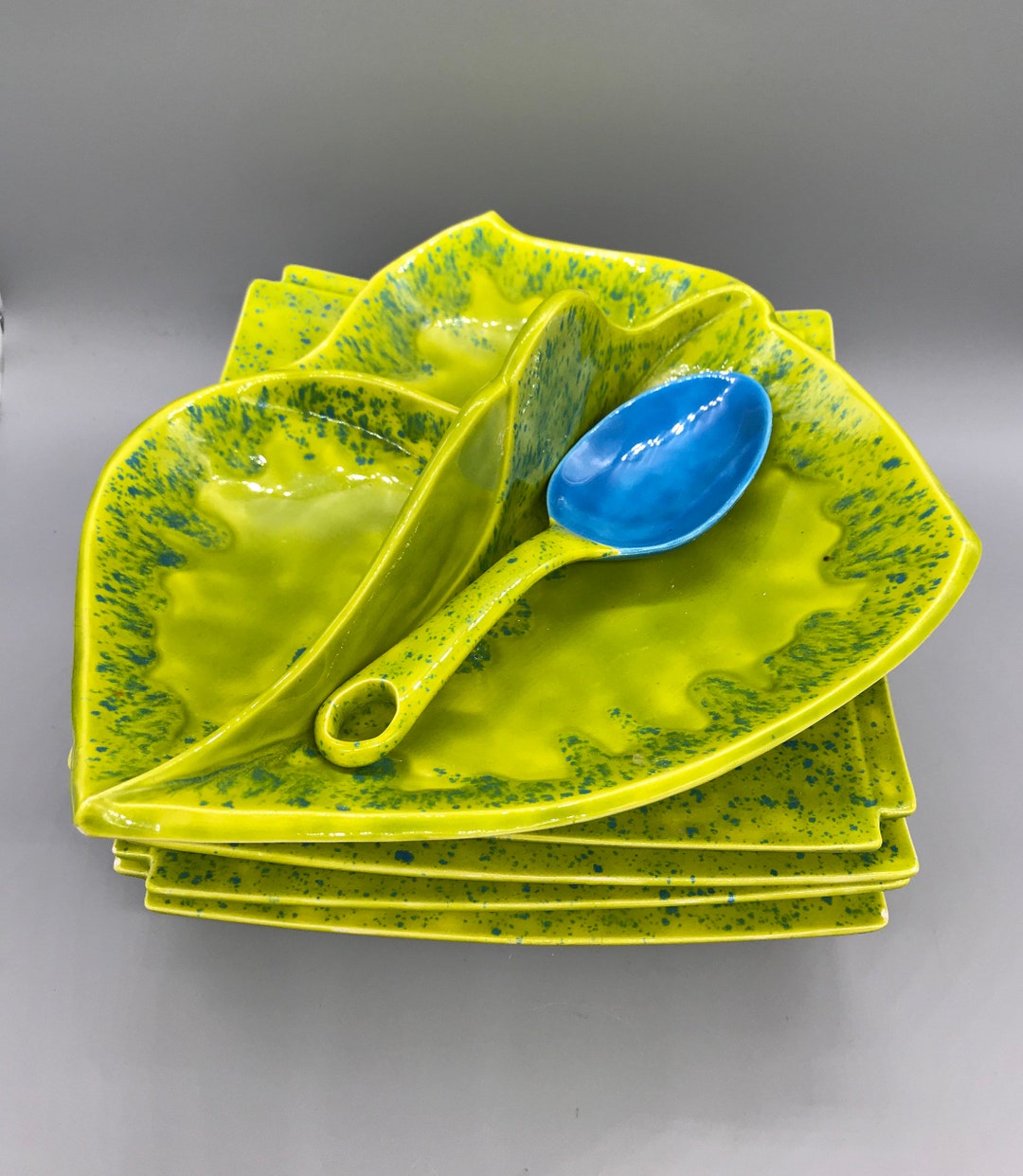 Guppys Exotic Island Ware Dinner Plates, Cups, and Serving Dish With ...