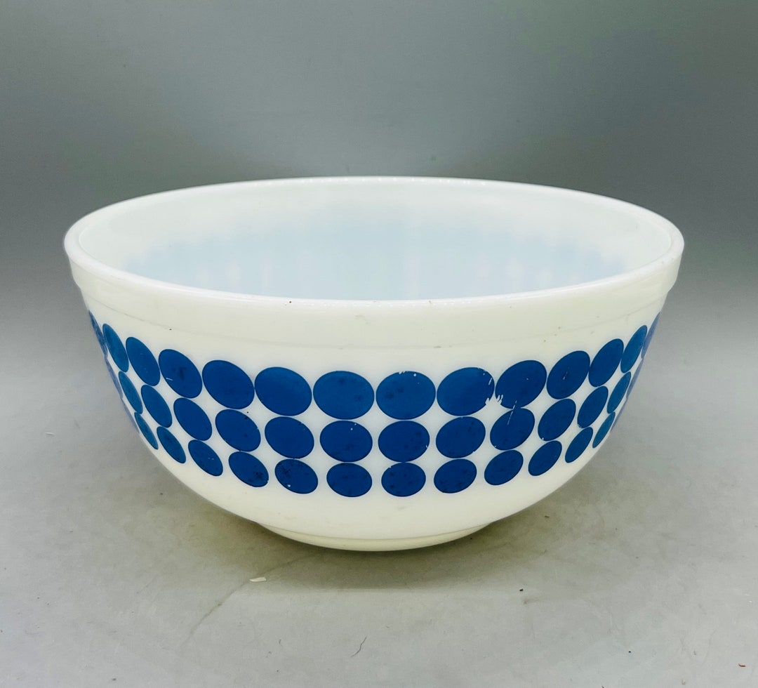 Pyrex Polka Dot Blue Mixing Bowl - Etsy