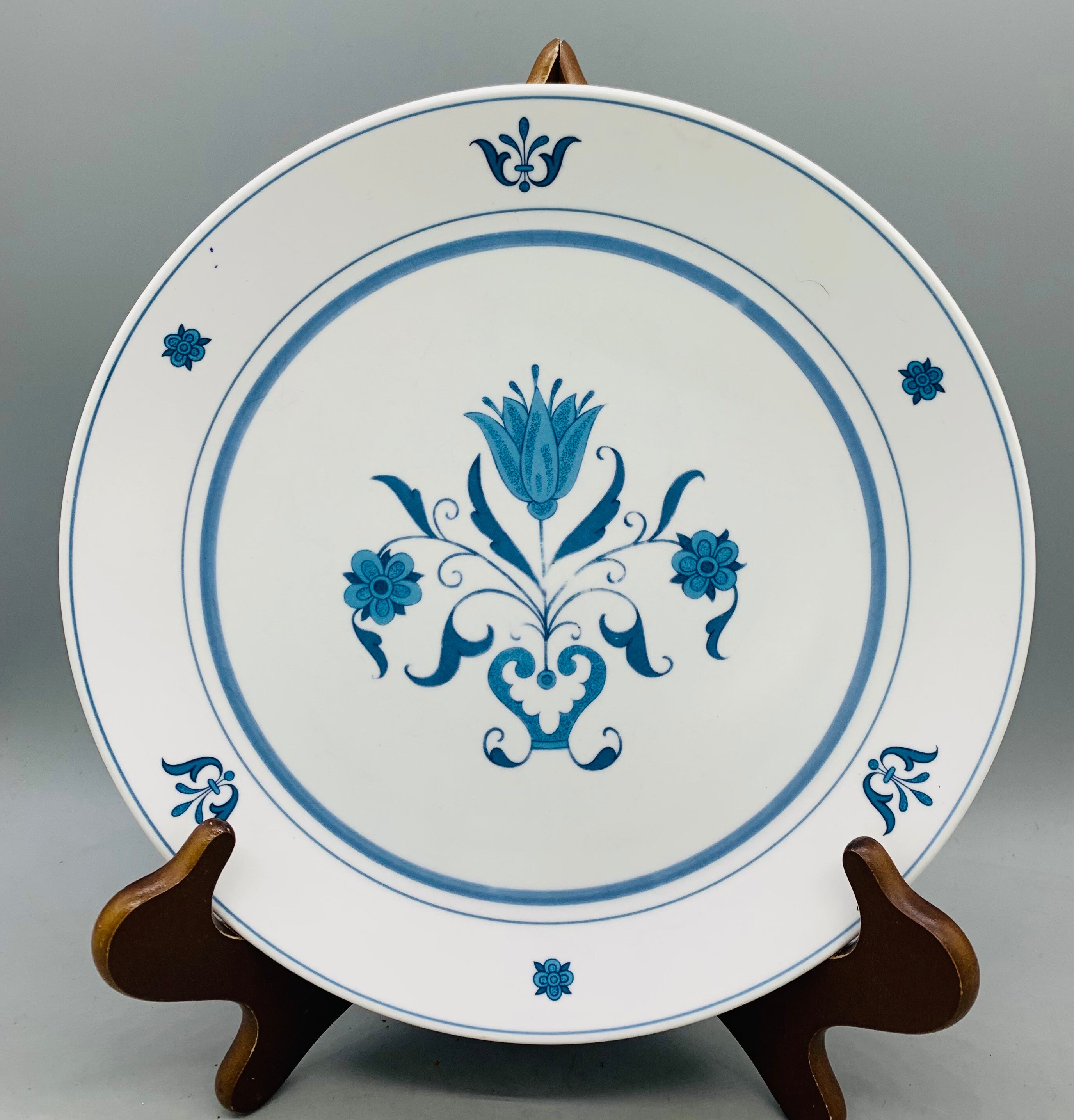 Mismatched Set of 5 Noritake Progression Dinner Plates - Etsy